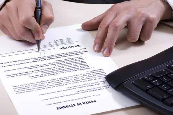 Poder Notarial Duradero: ¿Qué Es Y Cuándo Se Recomienda?-2025